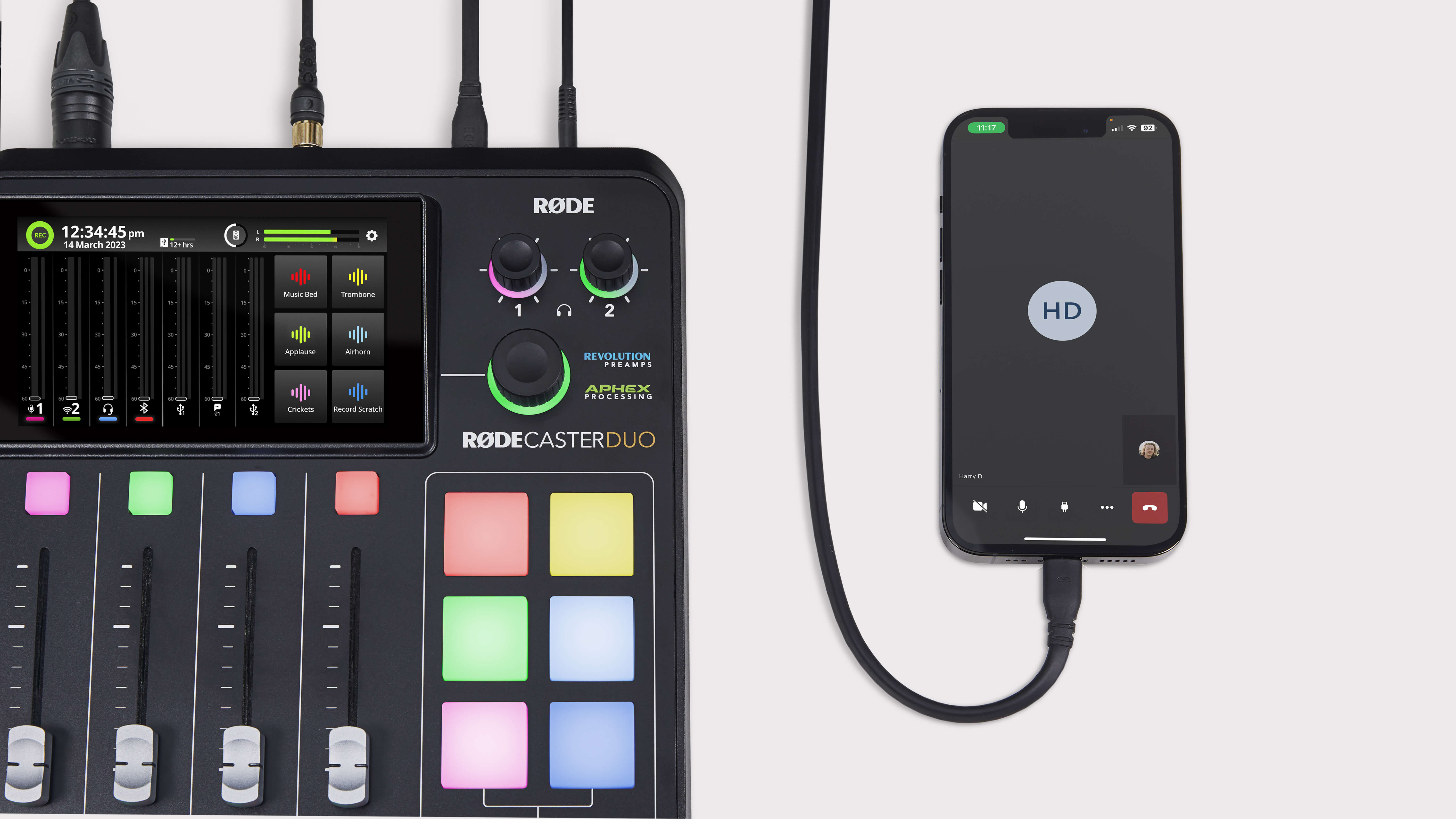 RØDECaster Duo | Connecting Callers and Online Guests | RØDE